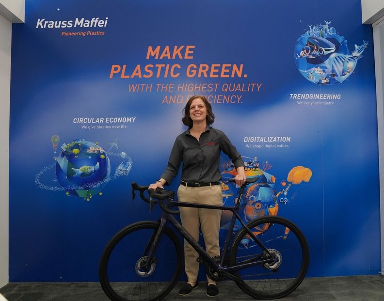 And the winner is...Ultra lightweight: Premiere for first HP-RTM bike in the US | Plastics News
